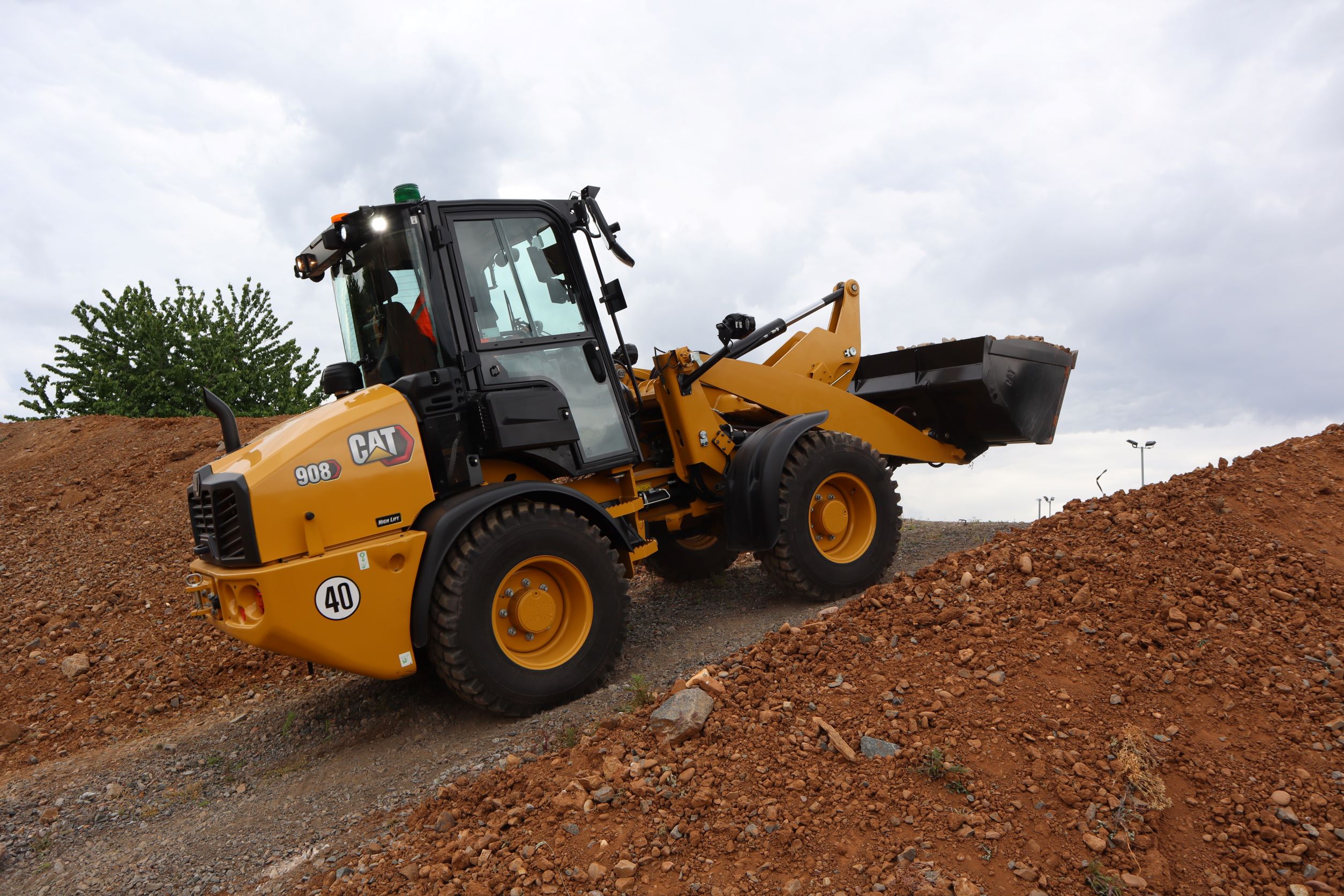 Talking Cat Compact Wheel Loaders with Jas