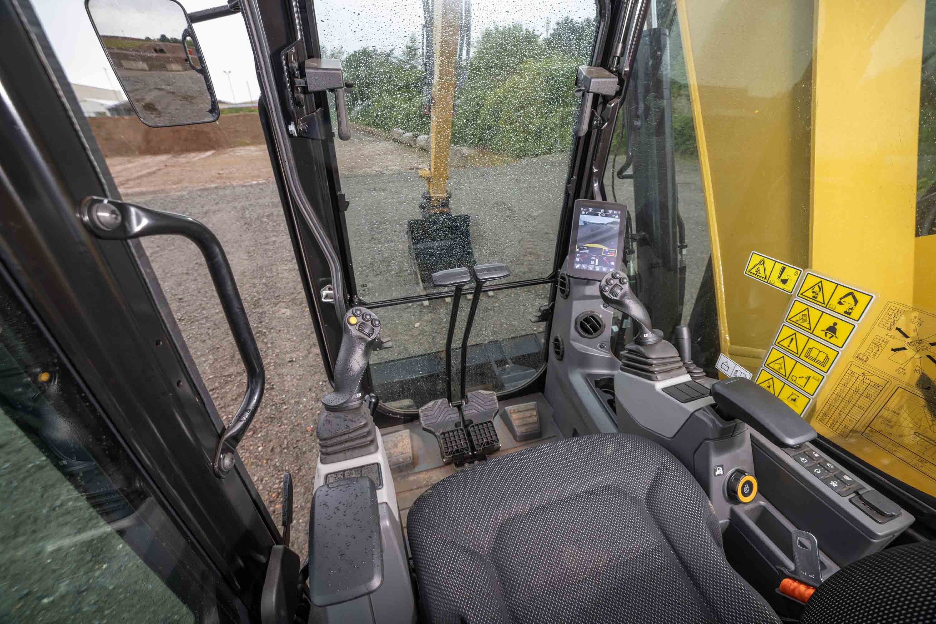 Cat’s new 8-tonne 308 CR Fixed Boom digger