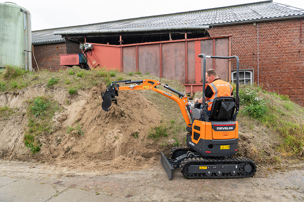 New Develon DX10Z-7 mini-excavator