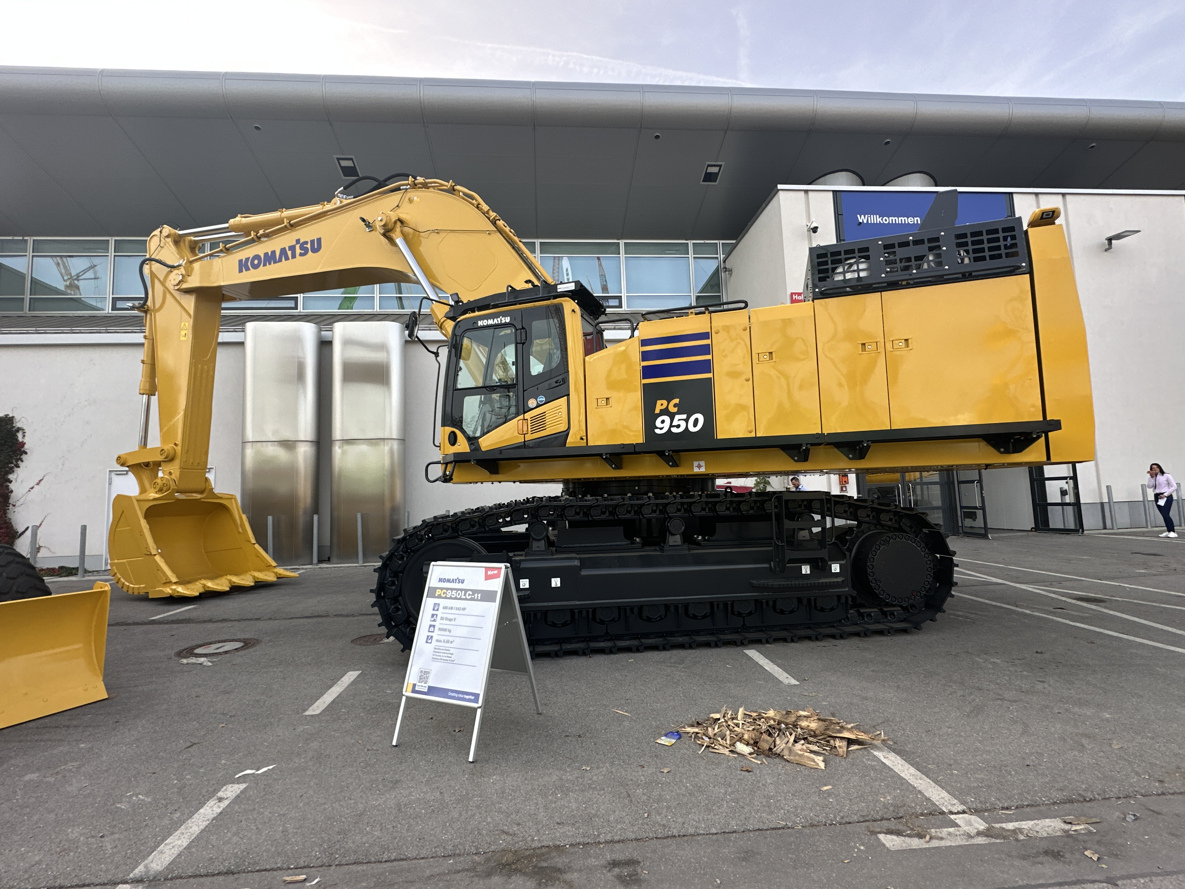 New 95-Tonner Stands Guard at Komatsu in Bauma