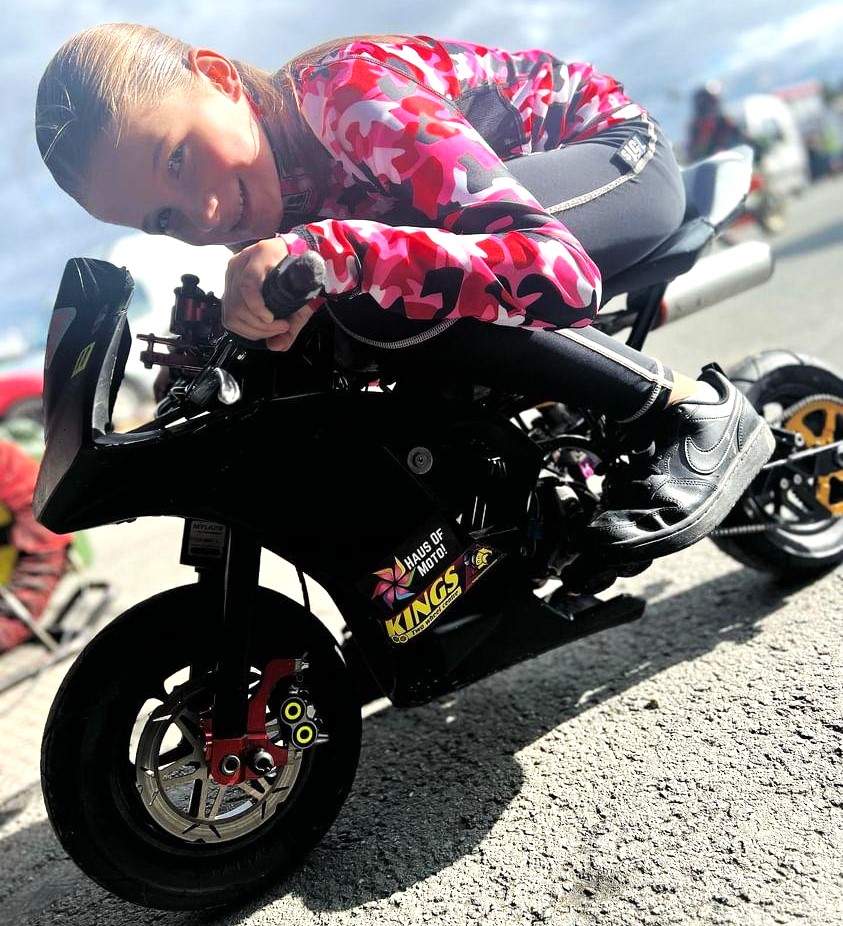 Plant Girl looking for Sponsors