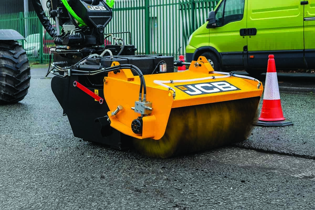 JCB Pothole Pro