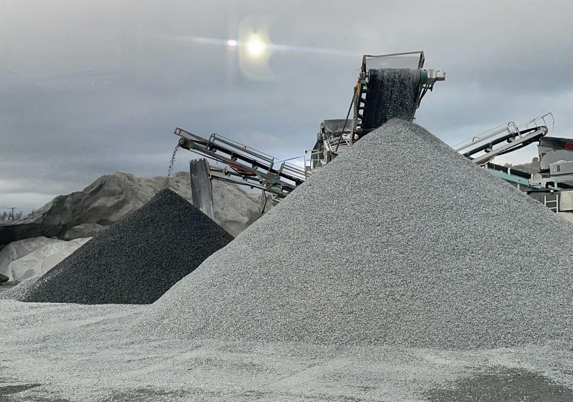 QMS B4 cone crusher saves Perry a fortune